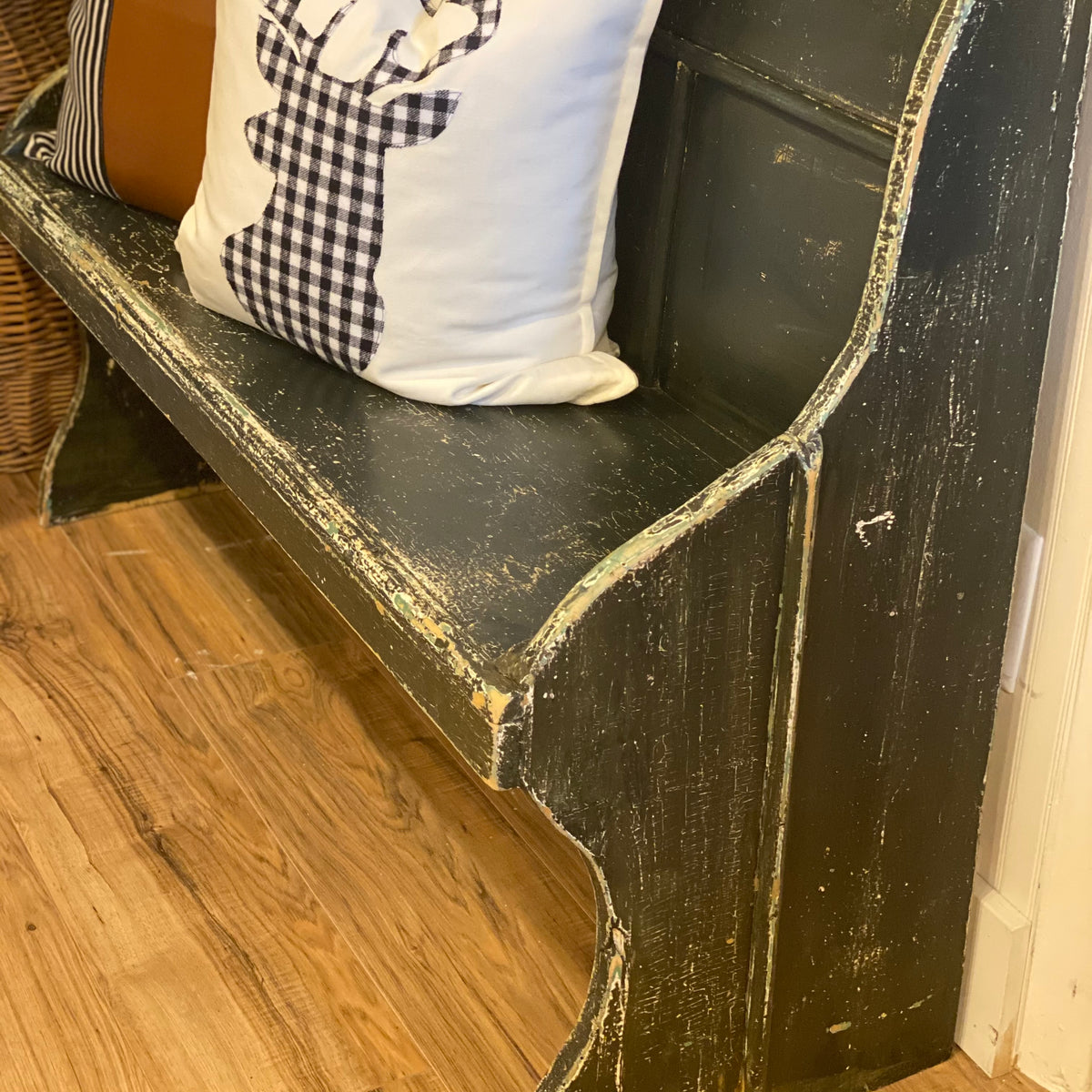 Bench – Eye Candy Design